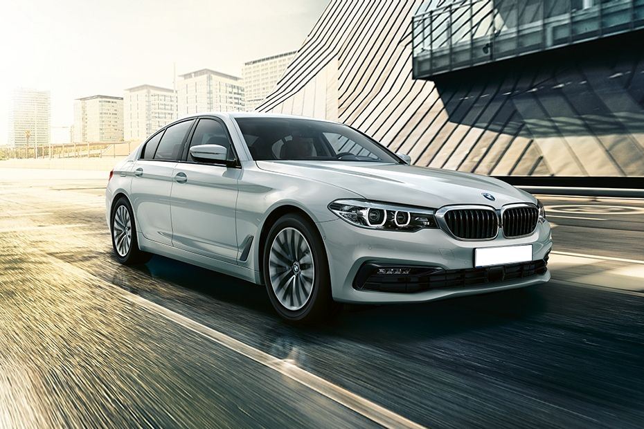 BMW 5 Series Sedan 2025 Images, See complete 5 Series Sedan 2025 Photos ...