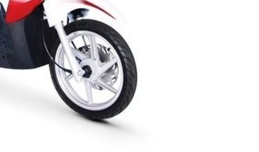 Honda Scoopy i vs SYM Radar-x | ZigWheels